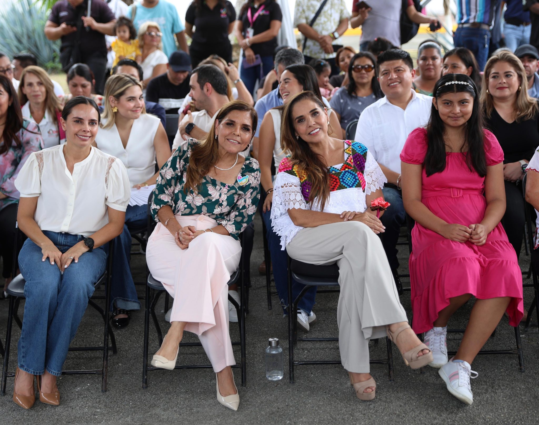 Inaugura Mara Lezama en Villas Otoch Paraíso, Cancún, primer CDC DIF ...